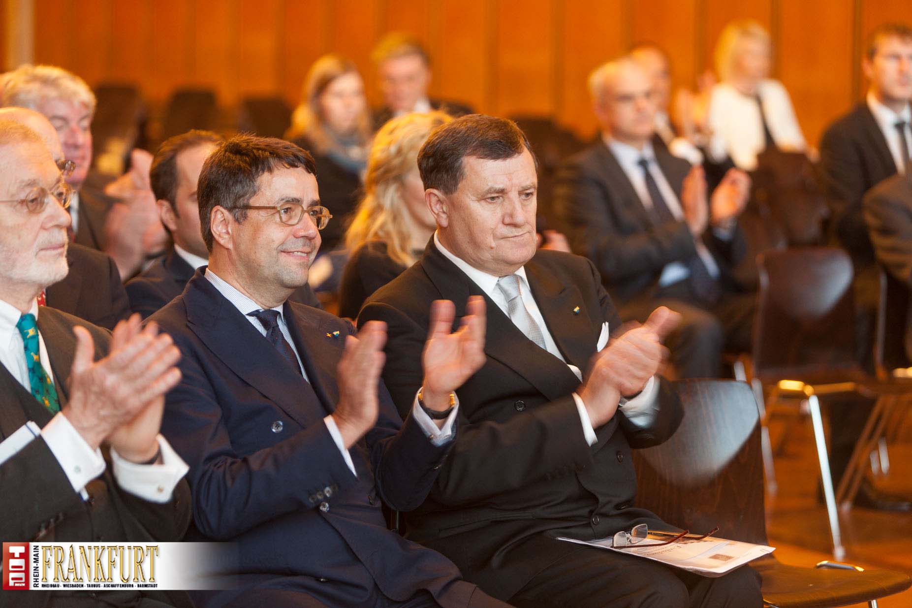 Frankfurter Kommunikationsprofis im Römer geehrt