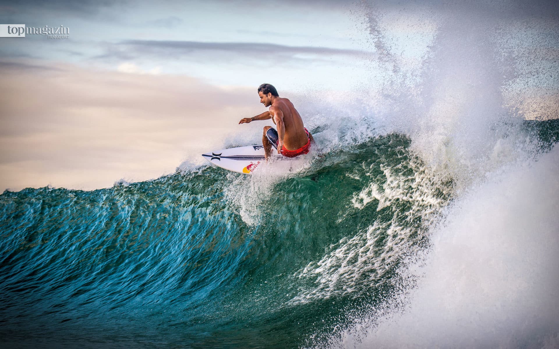 Surfen: Die Kraft des Meeres erleben