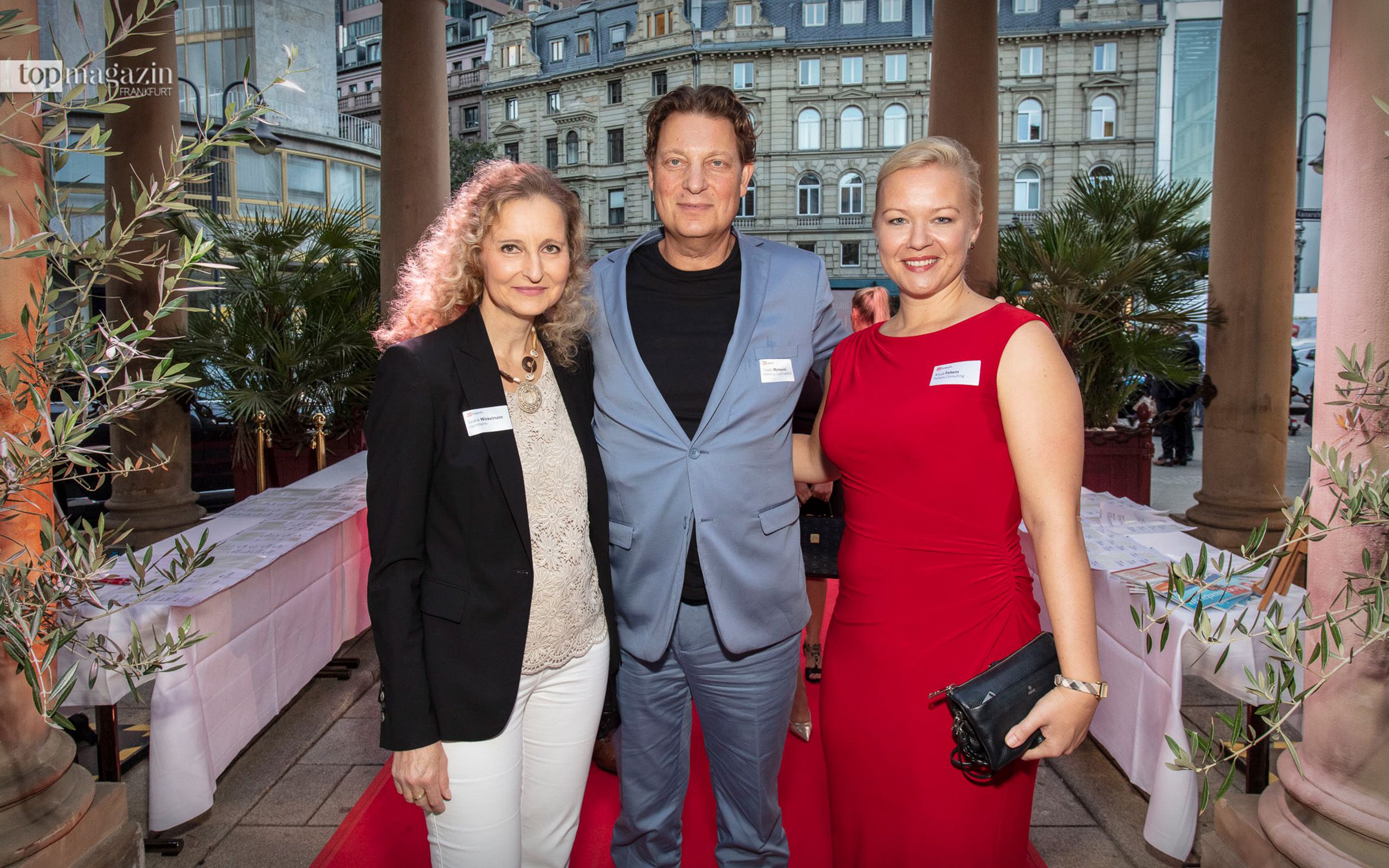 Top Lounge im Frankfurter Hof: Vom Grand Hotel ins Weltall