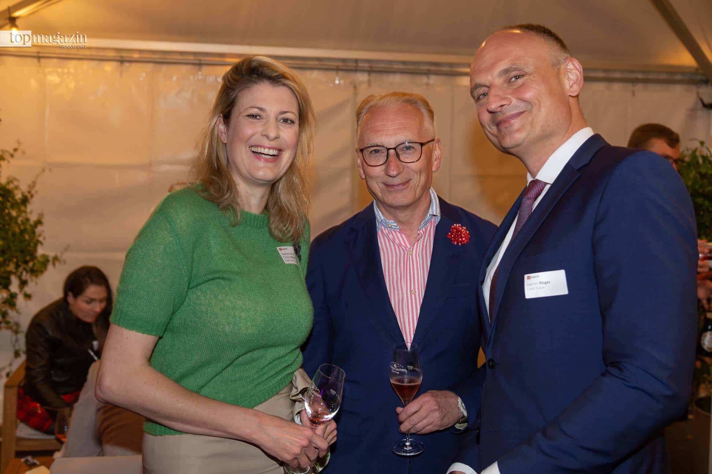 Top Lounge in der Frankfurter Botschaft: Business, Beach & BBQ